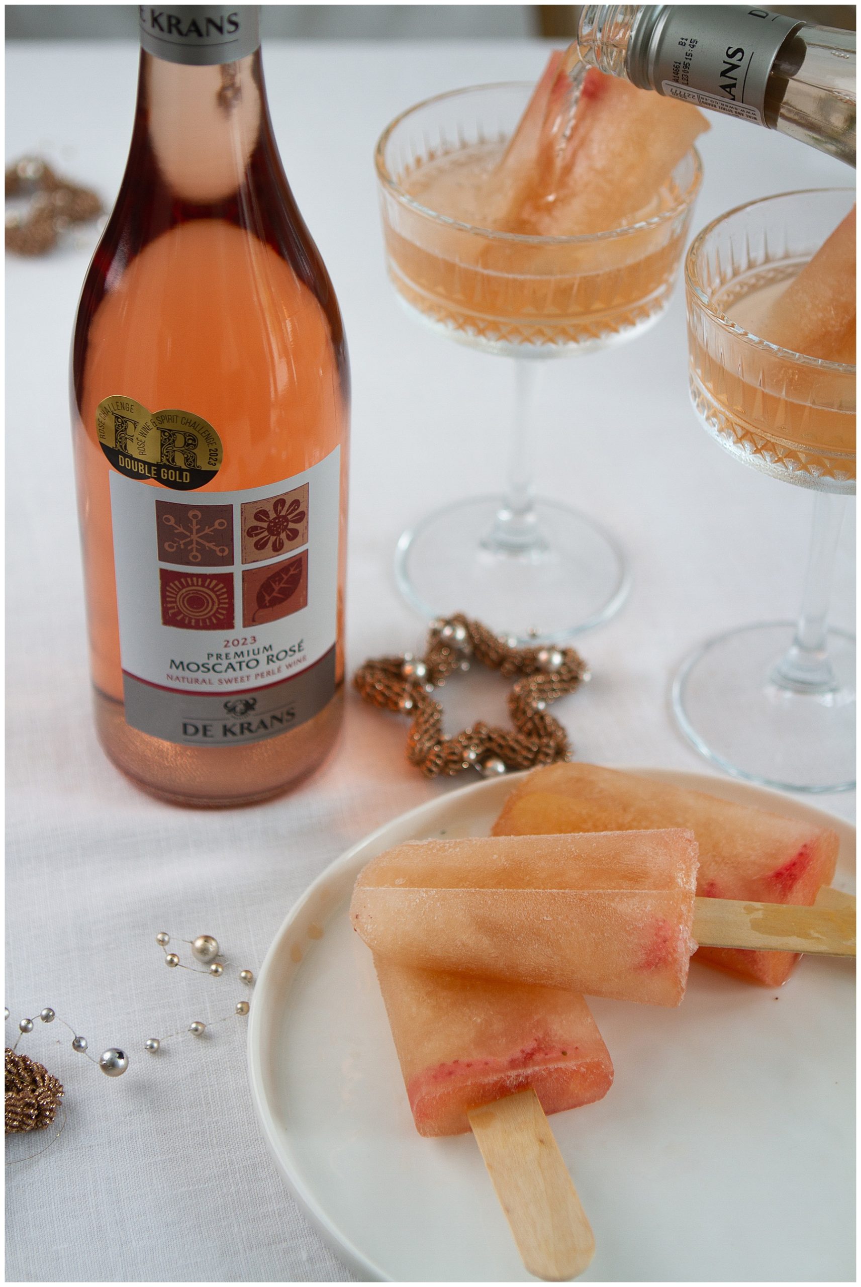 Wine popsicles with Moscato Rosé - Elmarie Berry
